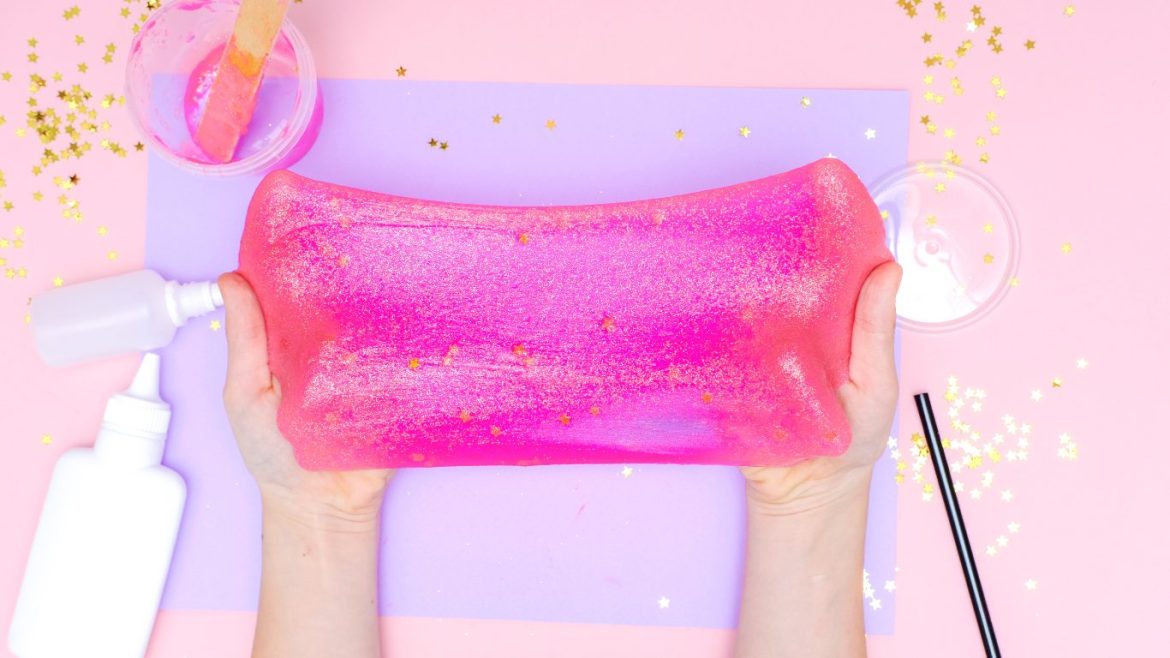 Basic Slime Recipe - Blue Star Glitter - Kiwi Families