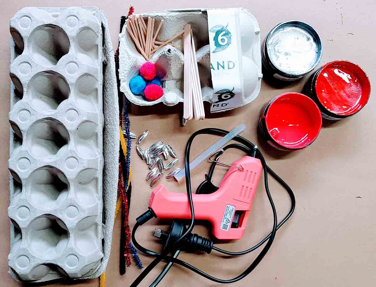 Egg Carton Fire Truck - Kiwi Families