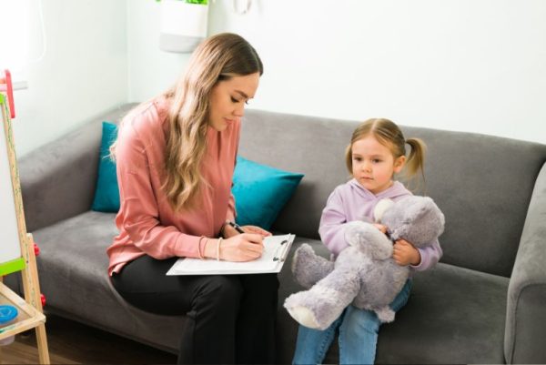 Hypnotherapy - Does it Work and Can it Help Me? - Kiwi Families